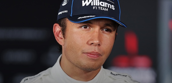 Alex Albon door PETA uitgeroepen tot 'held' na incident met marmot ...